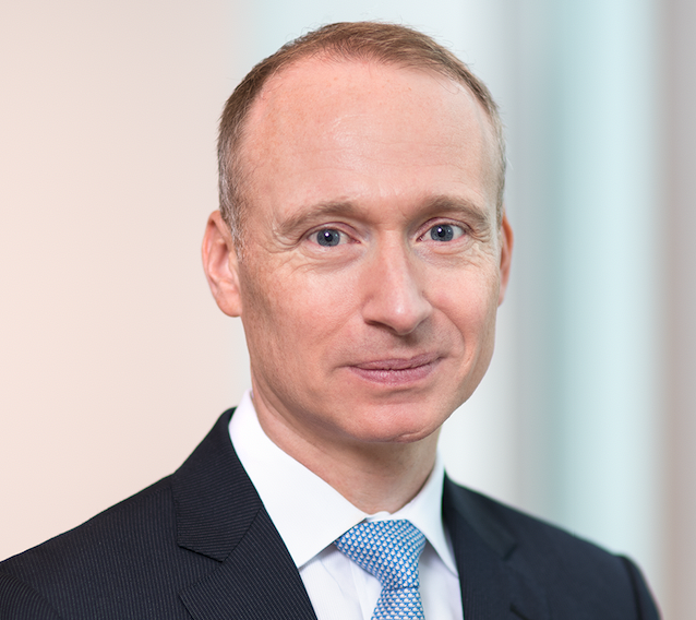 UBS Wealth in big hedge fund push - Fund Selector Asia