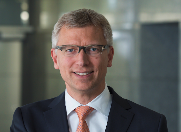 J Safra Sarasin sticks with US equities - Fund Selector Asia